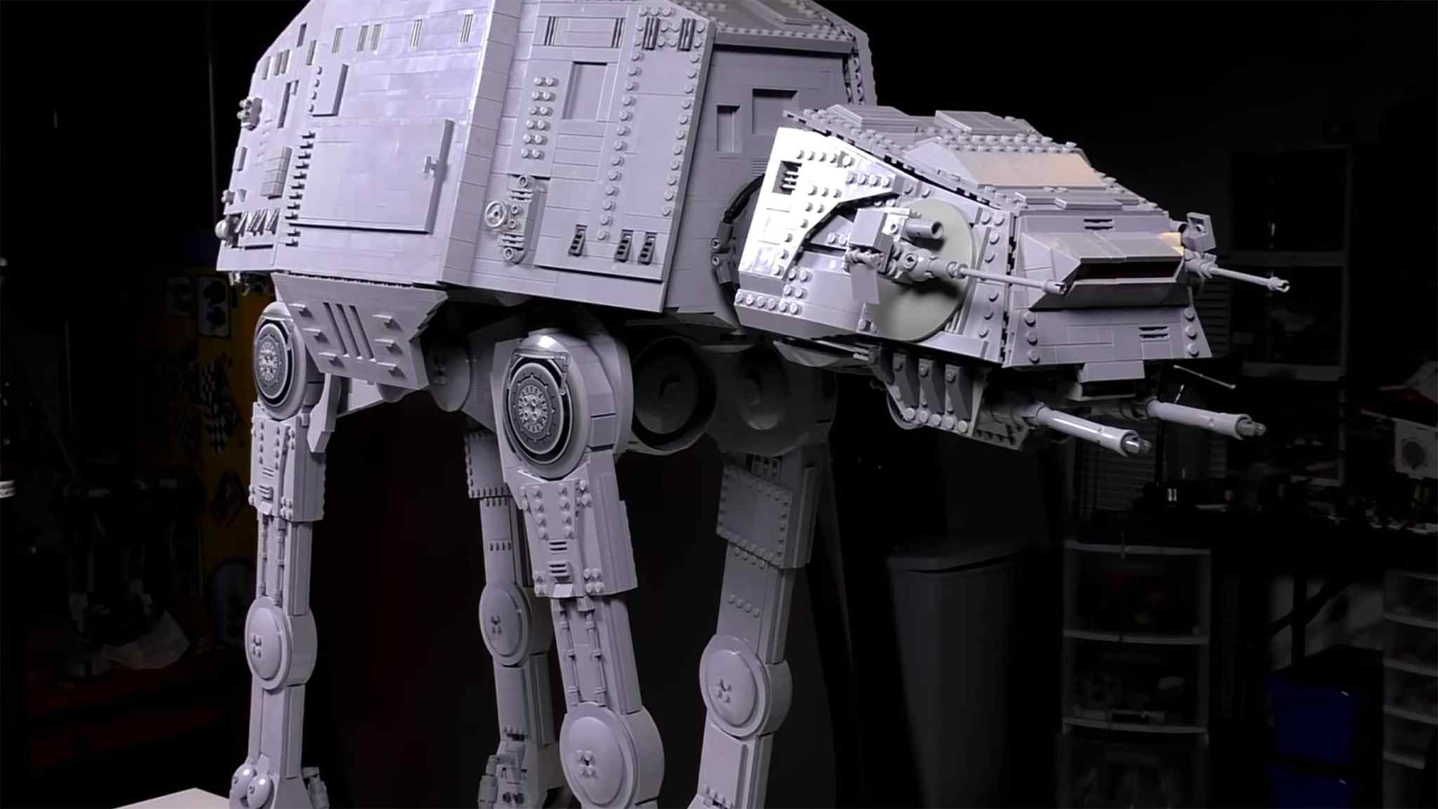 Amazing! Custom LEGO AT-AT Took Comes in Astonishing 6,000+ Pieces and ...