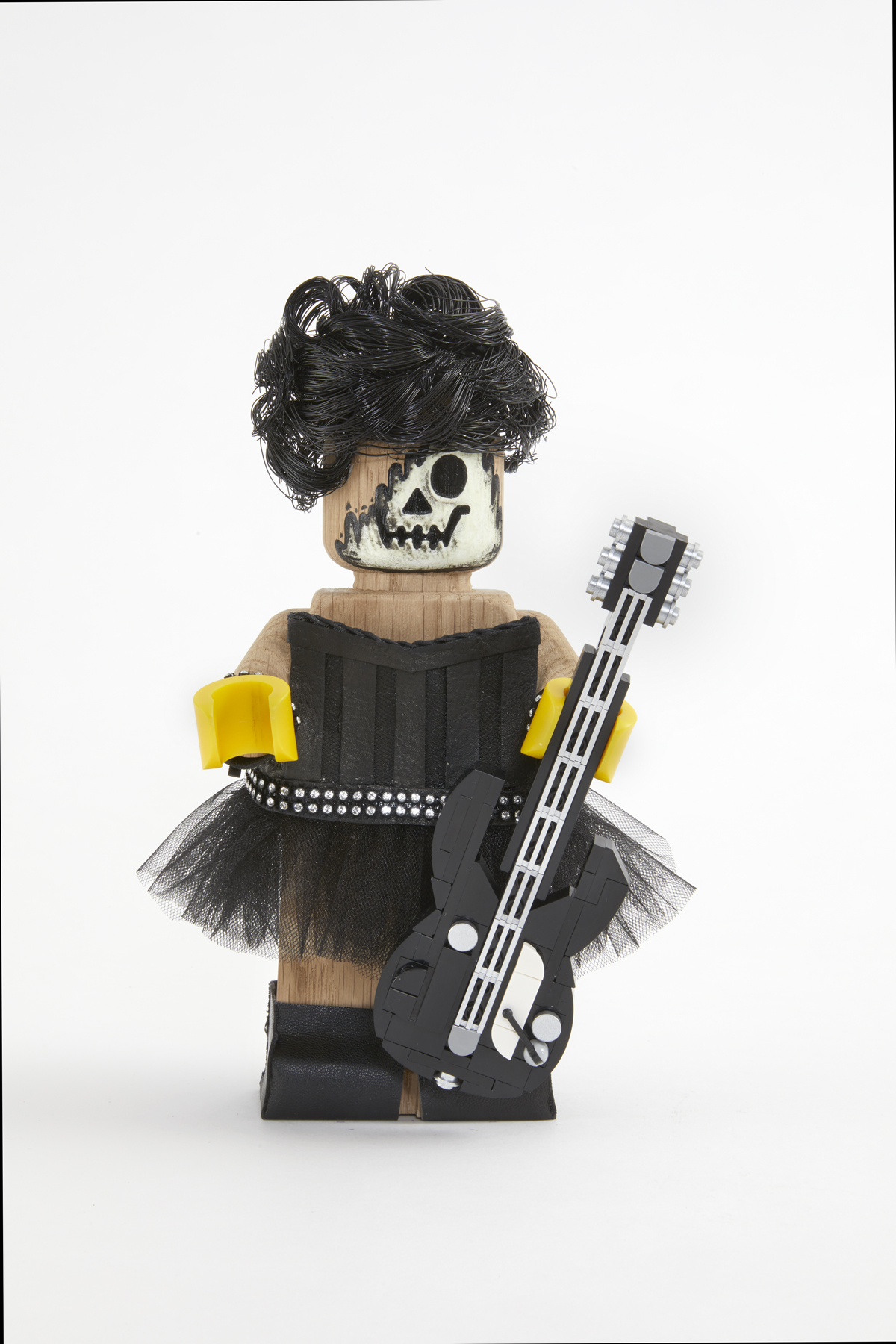 LEGO Originals Wooden Minifigure (853967) Officially Revealed