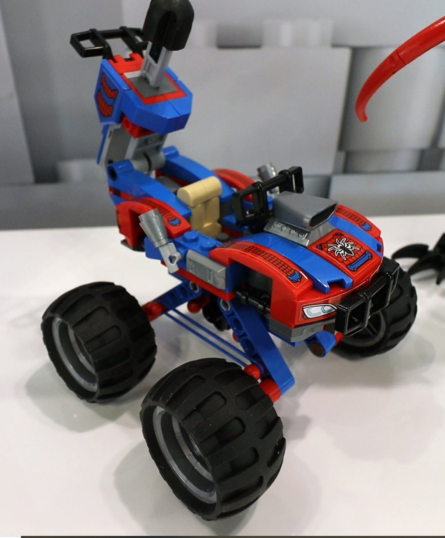 LEGO Marvel Spider-Man Venomosaurus Ambush (76151) Revealed!