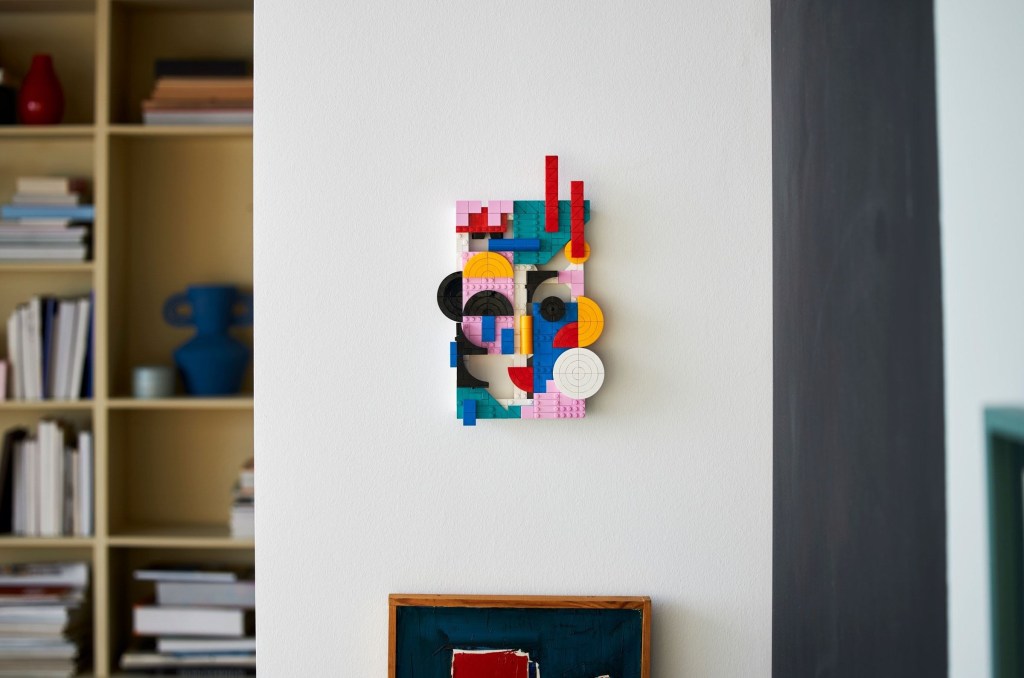 The Absolutely Abstract LEGO 31210 Modern Art Unlocks Your Inner Brick ...