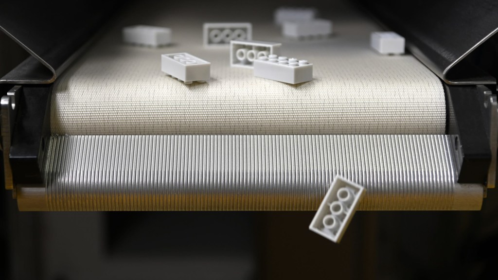 LEGO Made from Recycled Plastic Bottles Back in 2021 Is Eventually ...