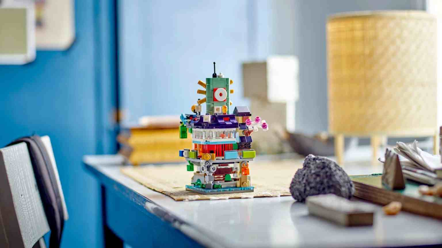 Be Sure to Catch This Exclusive LEGO Micro Ninjago City (40703) Gift ...