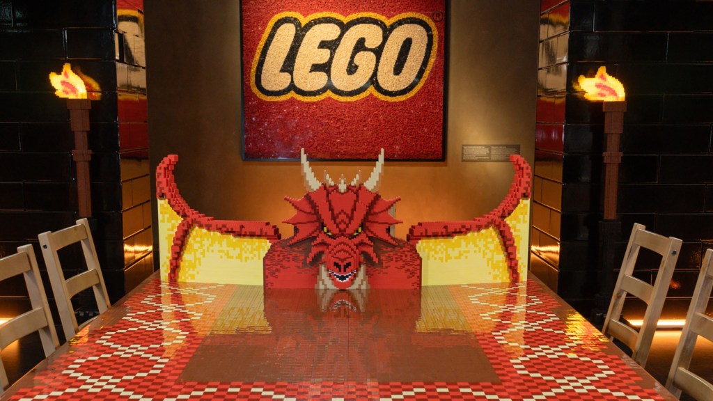 Take a Look at the Ultimate Custom LEGO Dungeons and Dragons Table Made ...