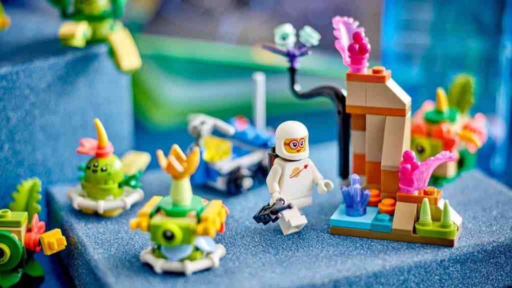 Discover Cosmic Fun with These 2 LEGO Alien Sets | Coming Soon in May
